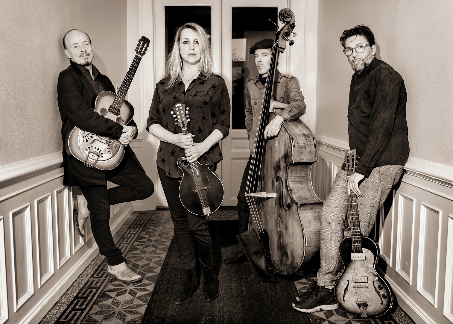 Laura Illeborg Band m. Knud Møller | Svanekegaarden